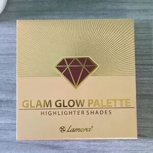 GLAMGLOW | Makeup | Glam Glow Highlighter Palette New Nwot Makeup ...